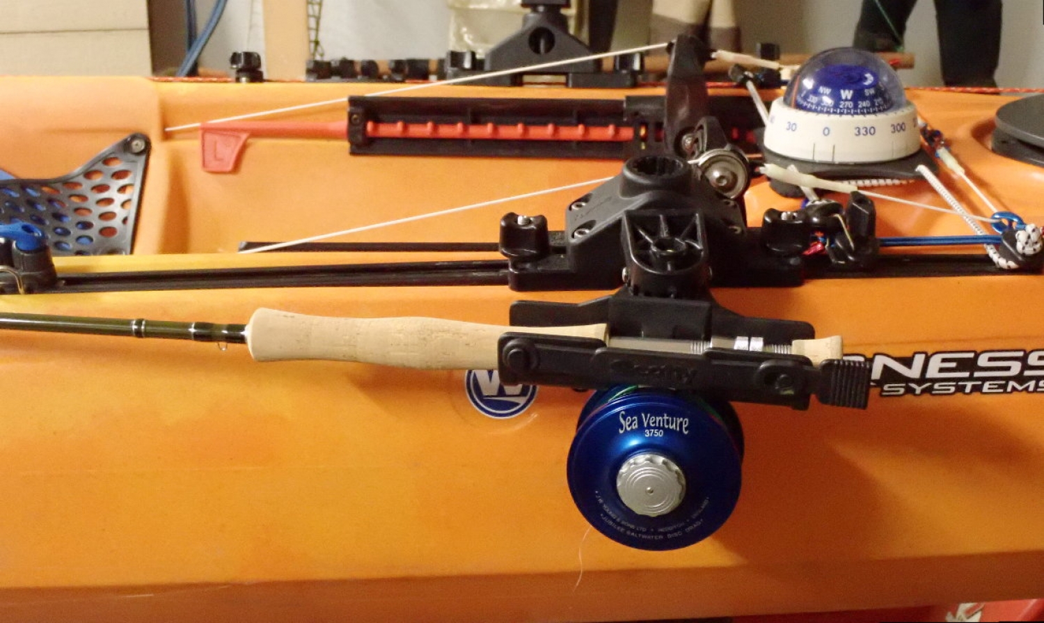 Scotty 241L-BK Locking Combination Side/Deck Mount - TackleDirect