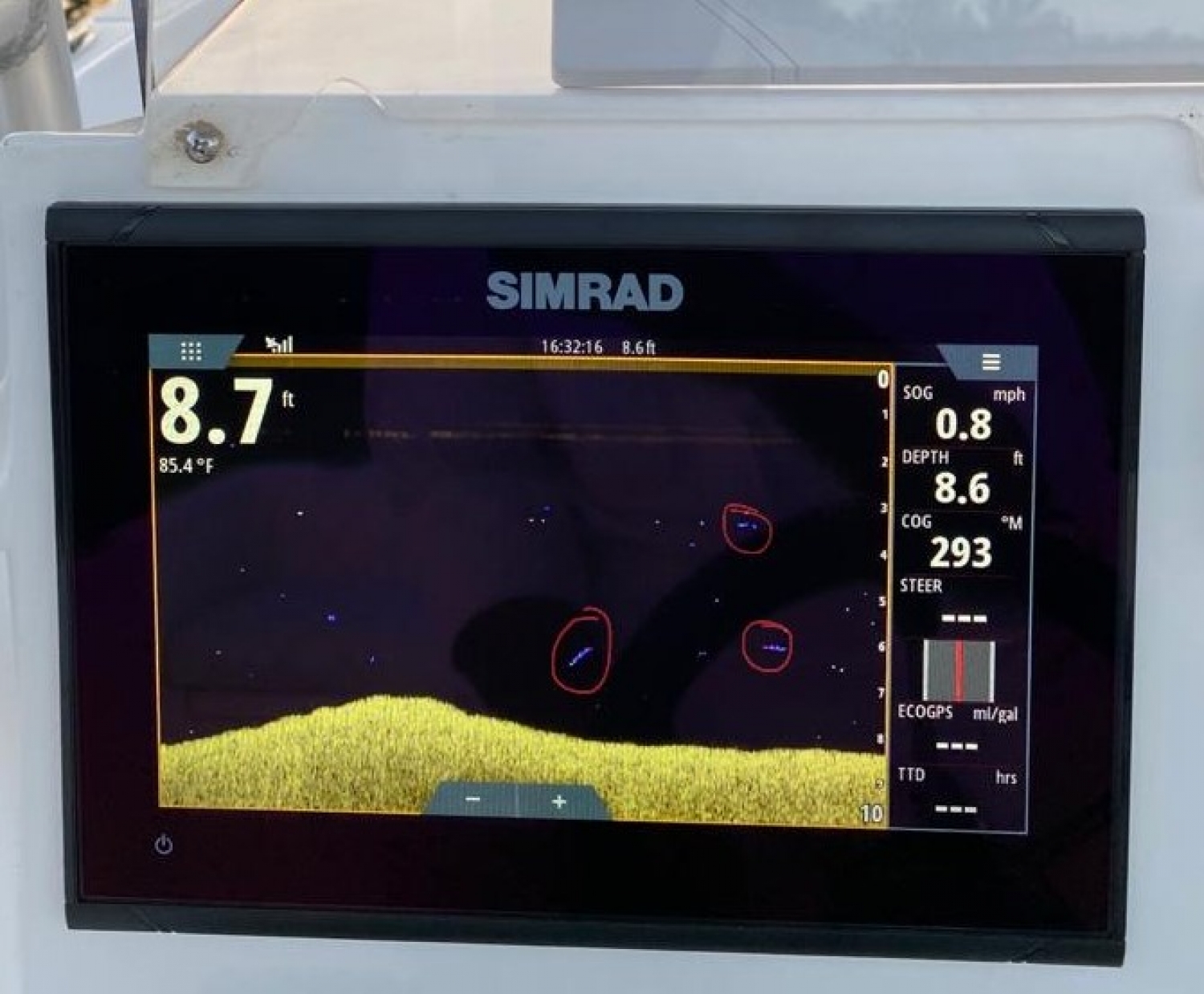 Simrad 000-14879-001 GO9 XSE Chartplotter/Fishfinder - TackleDirect